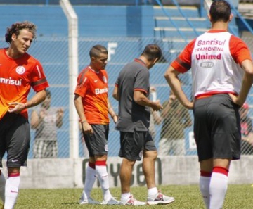 Dunga revela ansiedade para ver na prática as ideias treinadas no Inter