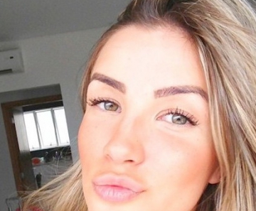 Aline, do 'BBB15', apaga fotos de Fernando das redes sociais