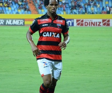 Destaque do Atlético-GO, Magno Cruz dificilmente permanecerá no clube