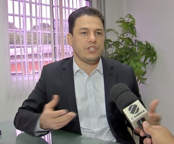 Governador acata pedido e demite secretário de Meio Ambiente preso por ...