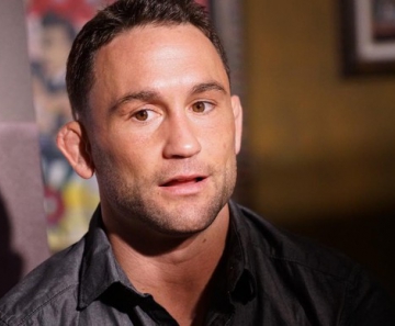 Edgar apoia Cyborg contra Magaña, e critica De Randamie: "Está com medo"