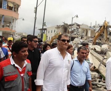 Tribunal do Equador determina prisão preventiva de ex-presidente