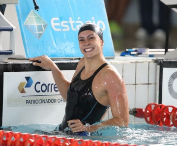 Alessandra Marchioro volta aos treinos após cirurgia no ombro: "Mais ...