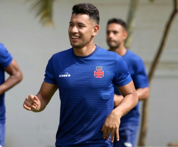 Ríos enaltece parceria com Riascos e comenta cobrança para ser "fominha"